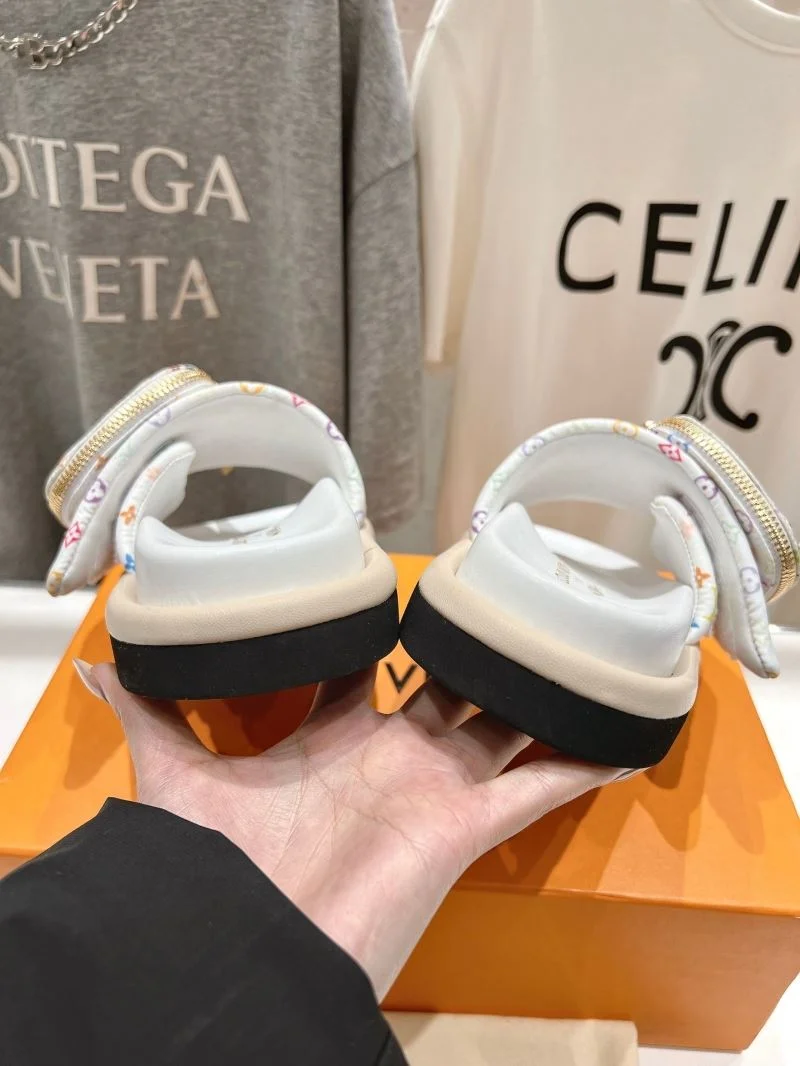 Top mirror Louis Vuitton Slippers