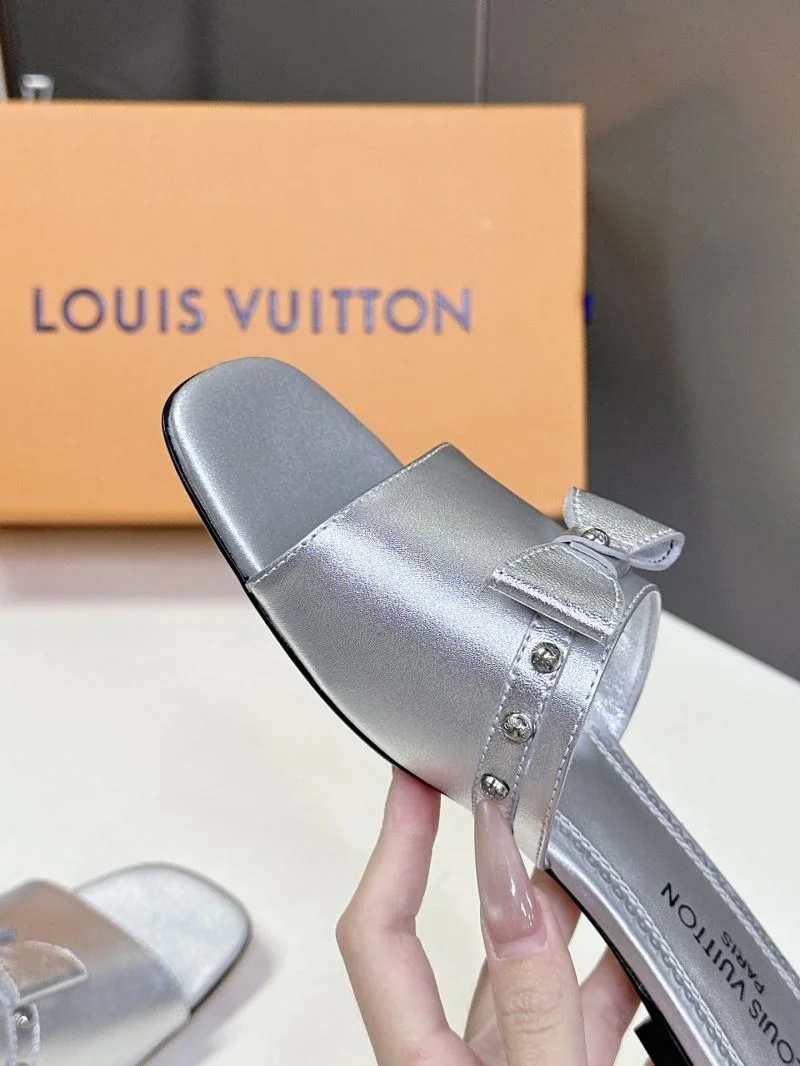 Bargain Louis Vuitton Slippers