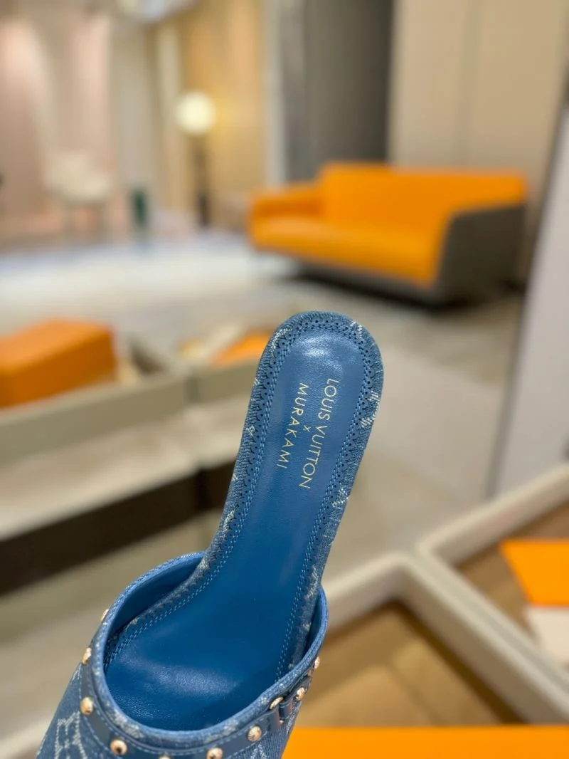 Brand-authenticated Louis Vuitton Slippers