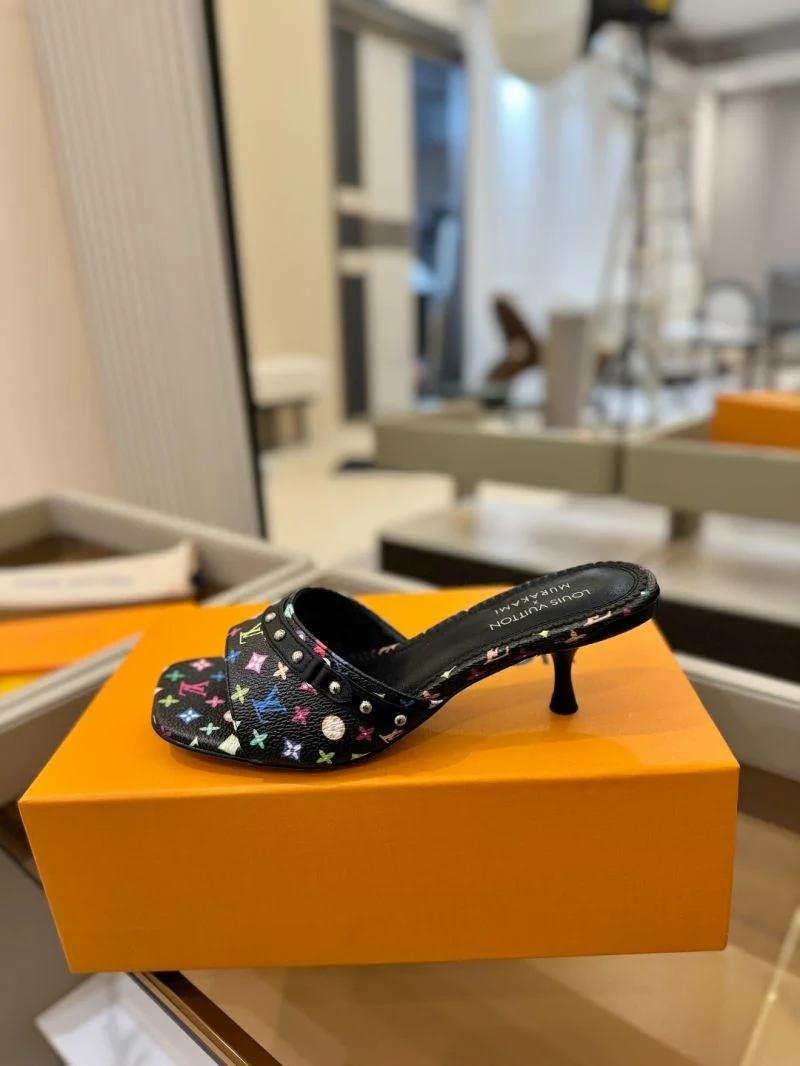 Louis Vuitton Slippers