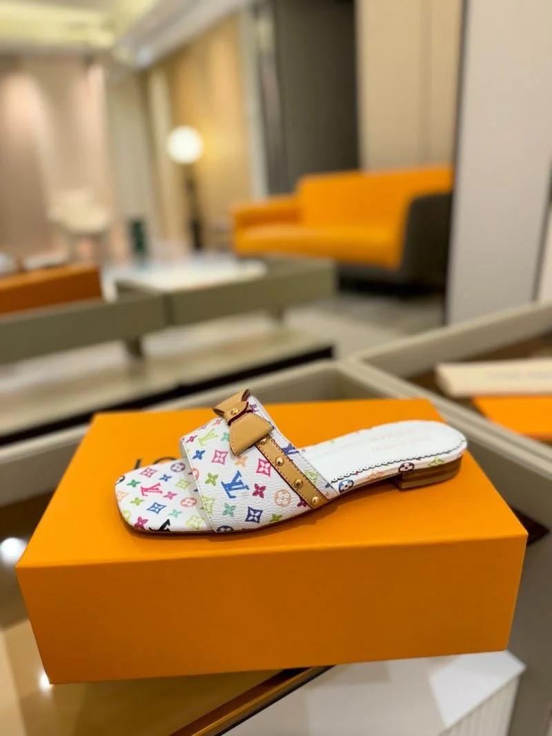Louis Vuitton Slippers