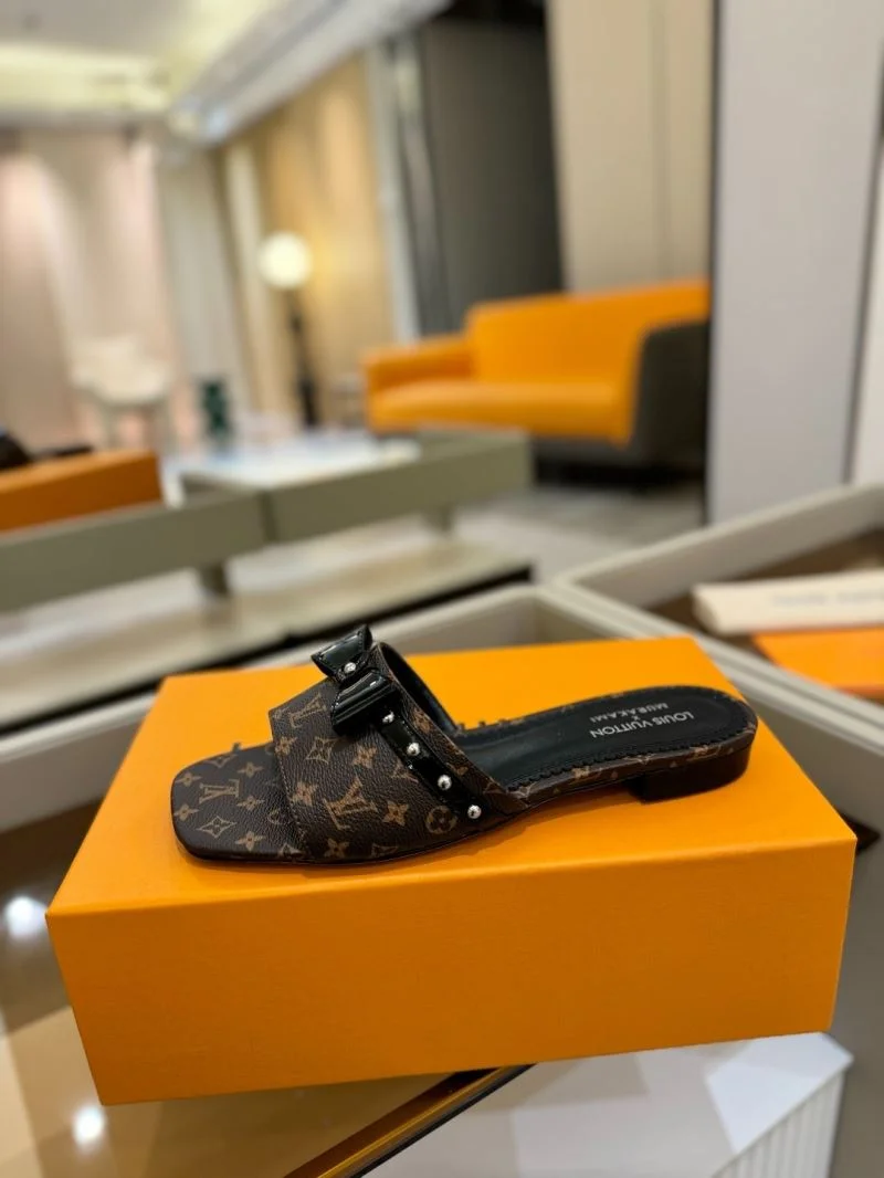 Louis Vuitton Slippers