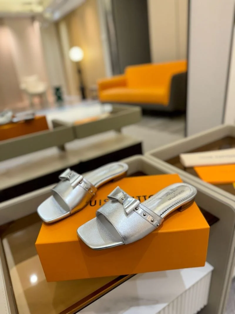 Top match Louis Vuitton Slippers