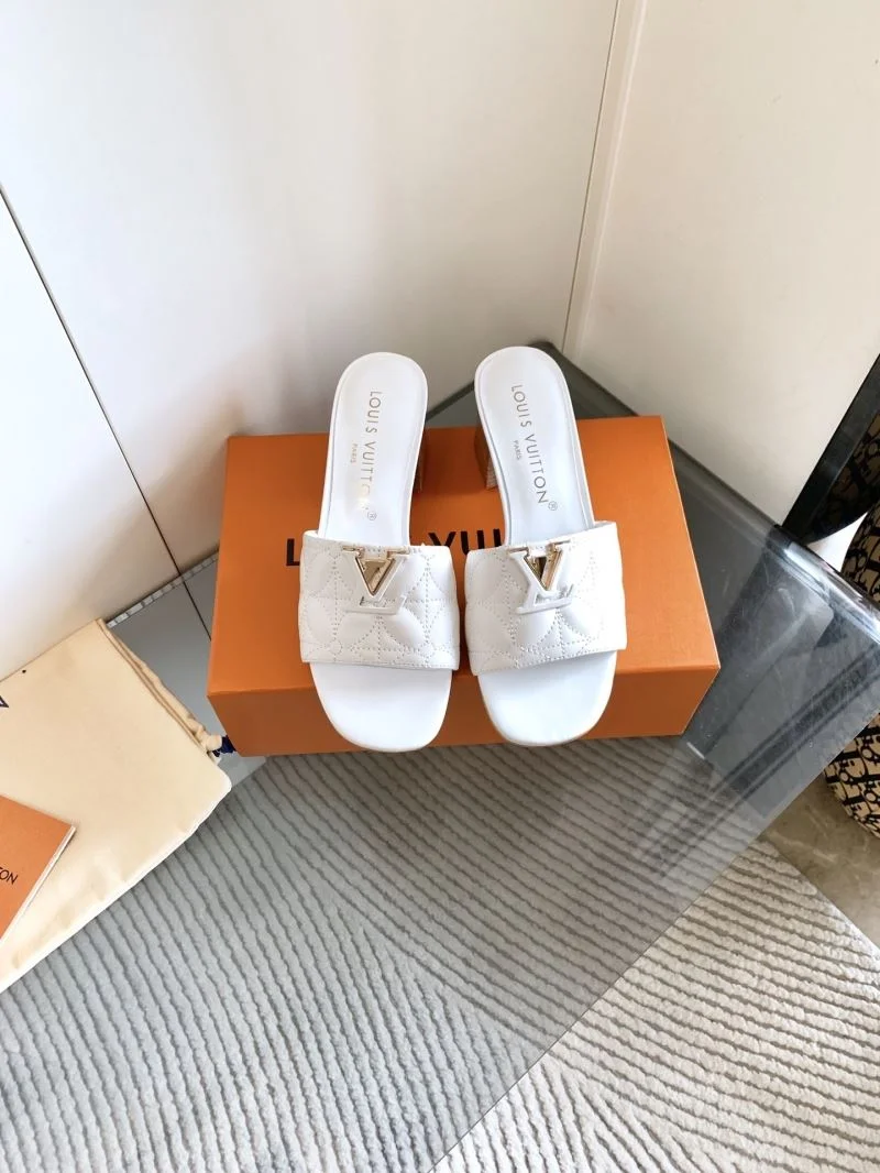 Louis Vuitton Slippers