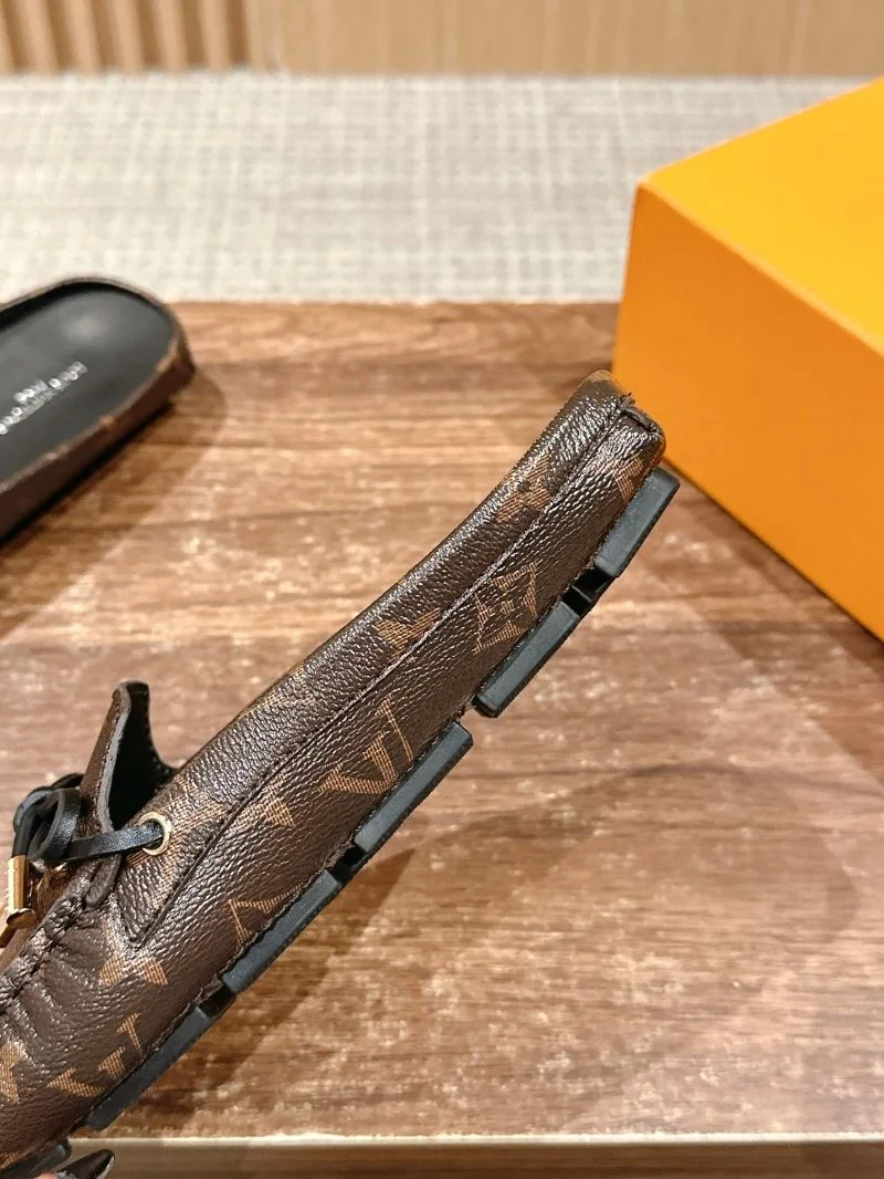 Top match Louis Vuitton Slippers