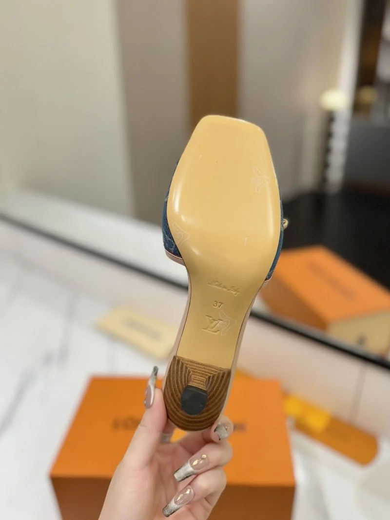 Cut-rate Louis Vuitton Slippers
