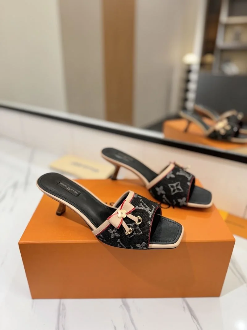 Louis Vuitton Slippers