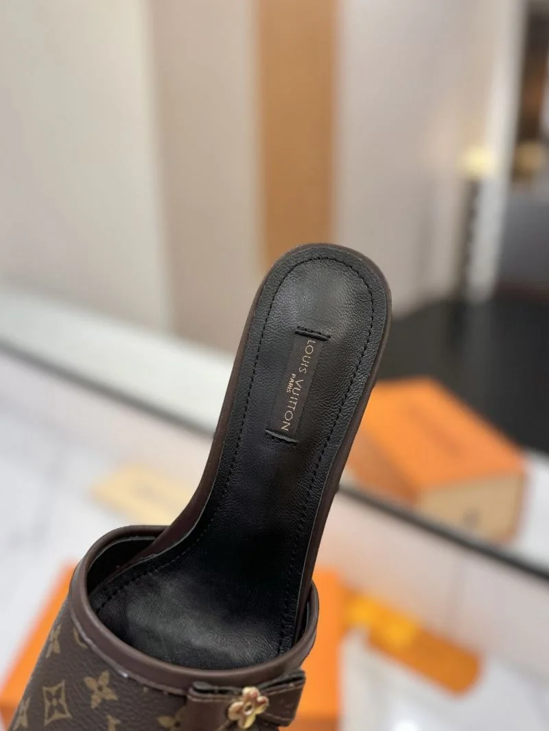 Factory-made Louis Vuitton Slippers
