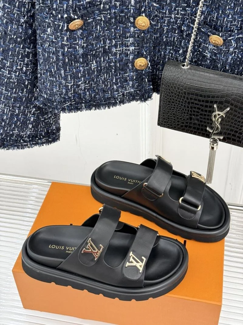 Low-cost Louis Vuitton Slippers