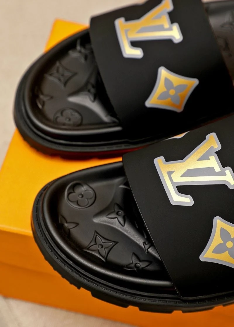 Original Louis Vuitton Slippers