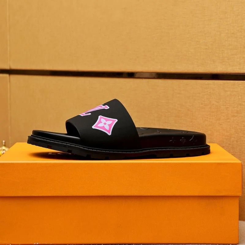 Bargain Louis Vuitton Slippers