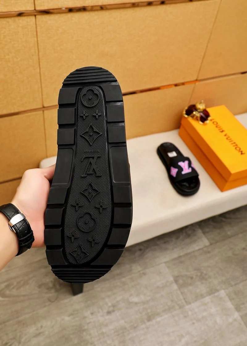 Bargain Louis Vuitton Slippers