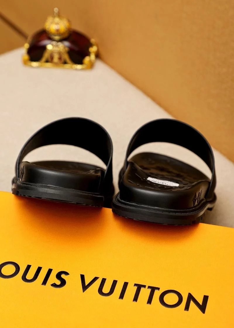 Brand-authenticated Louis Vuitton Slippers