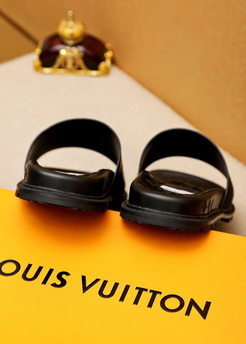Discounted Louis Vuitton Slippers