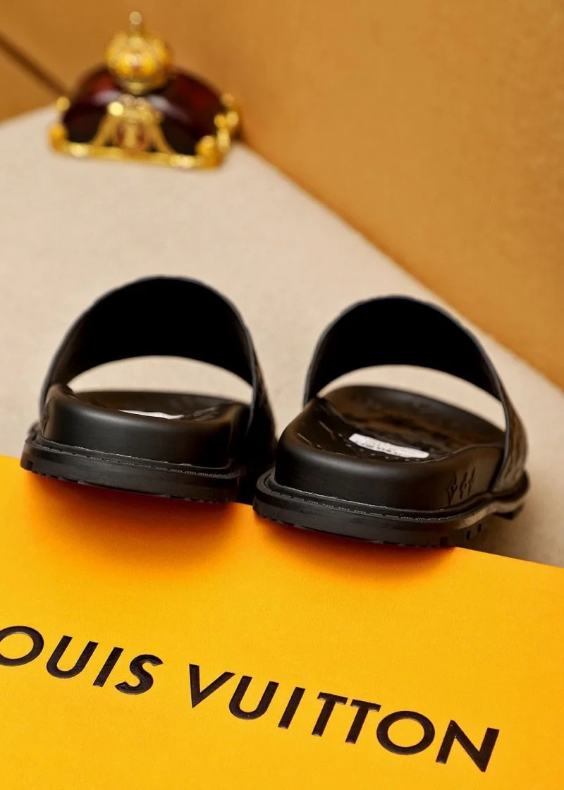 Top match Louis Vuitton Slippers