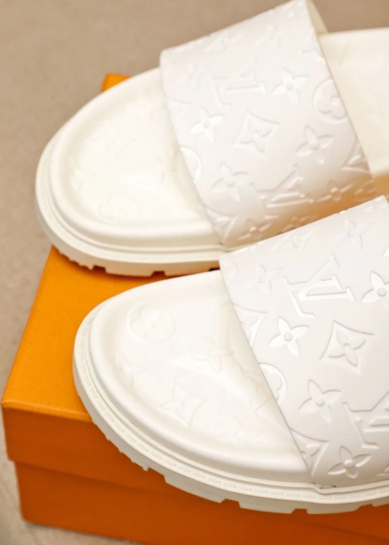 Original Louis Vuitton Slippers