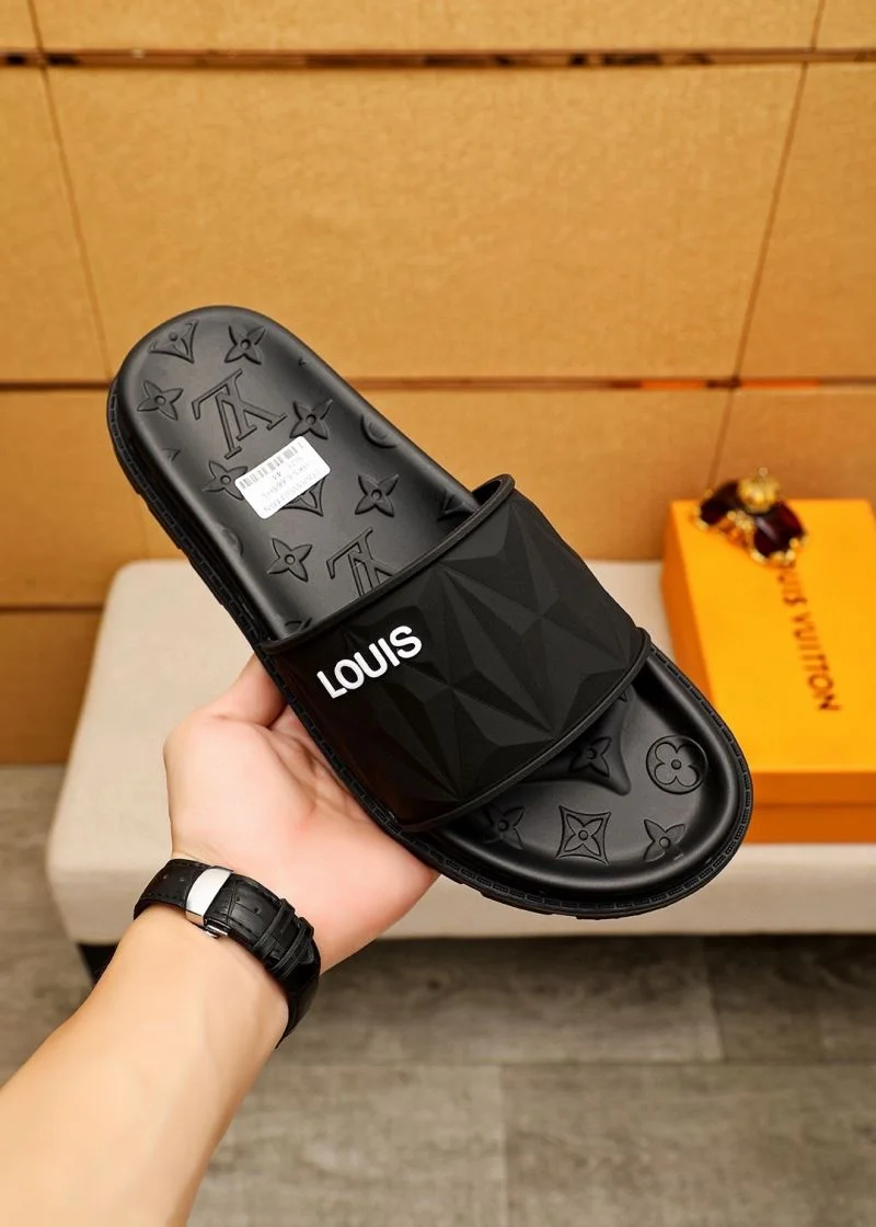 Top match Louis Vuitton Slippers