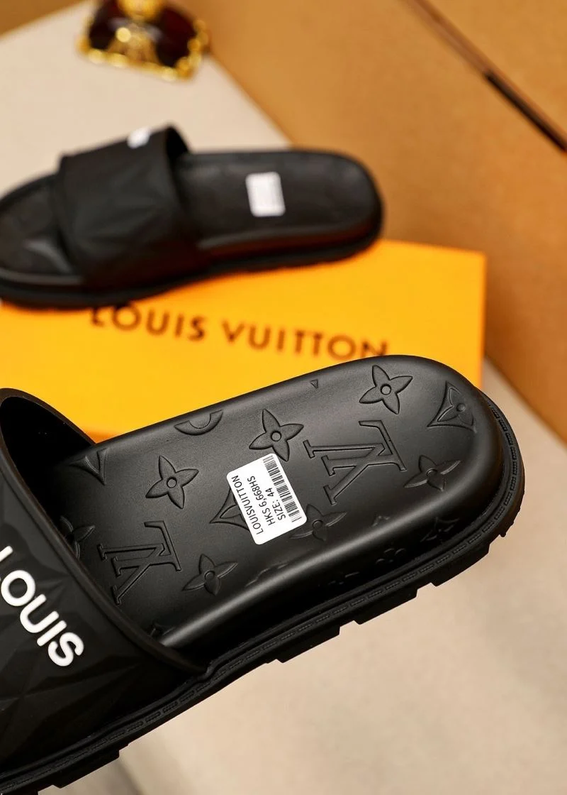 Top match Louis Vuitton Slippers