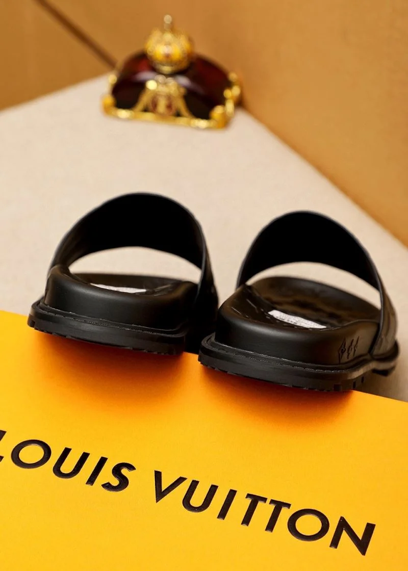 Top match Louis Vuitton Slippers