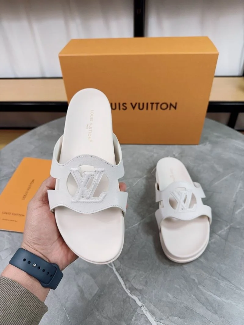 Top match Louis Vuitton Slippers