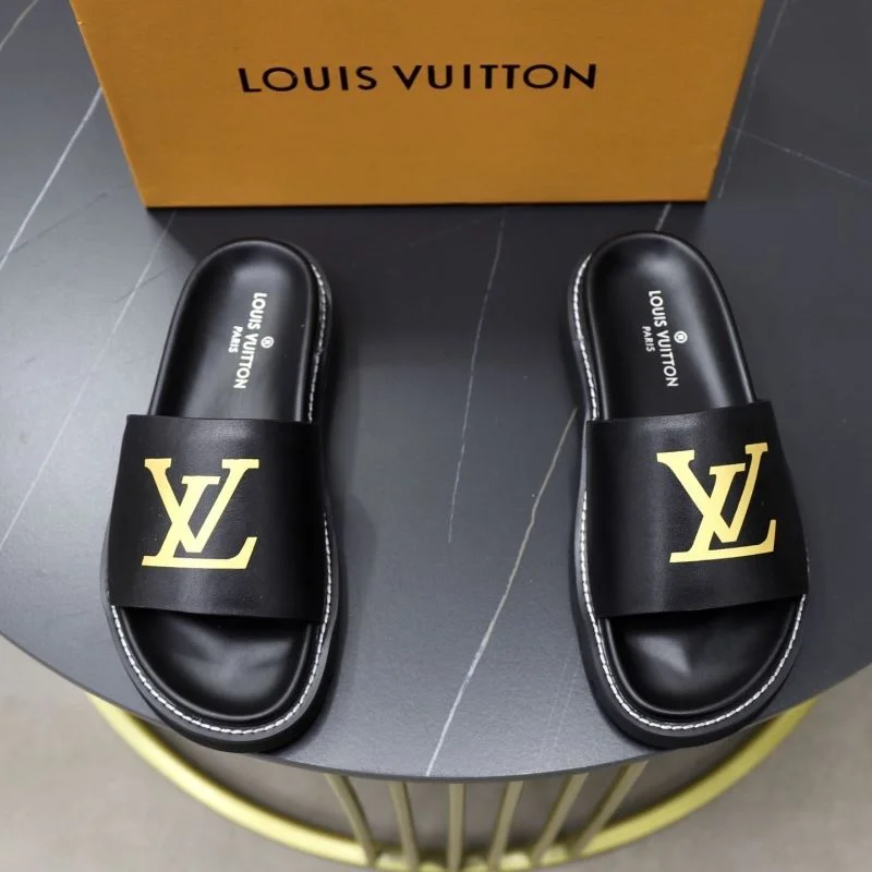 Louis Vuitton Slippers