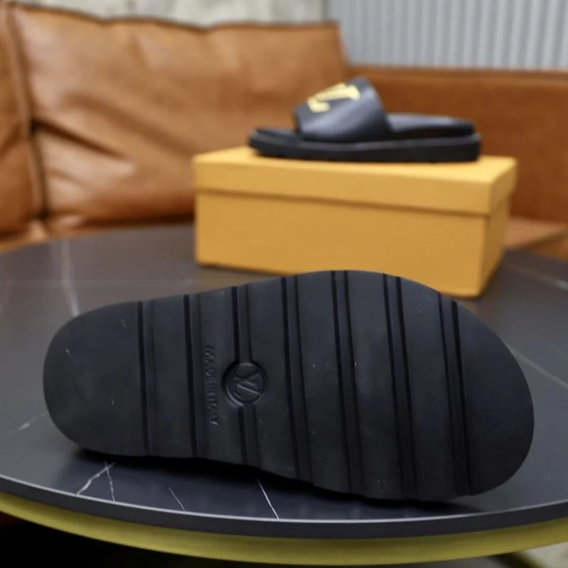 Factory-made Louis Vuitton Slippers