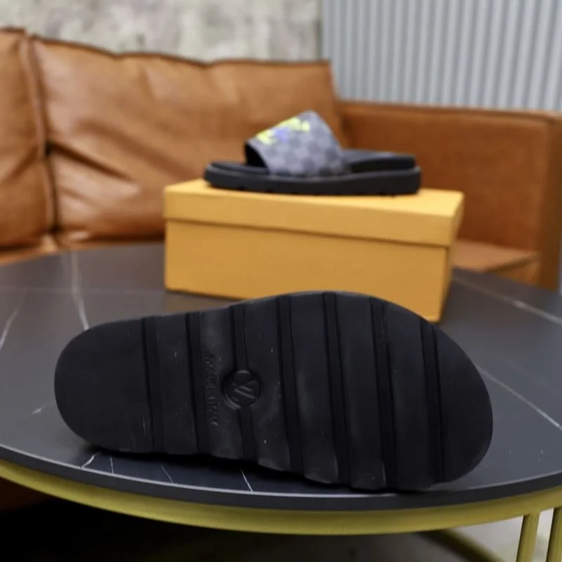 Cut-rate Louis Vuitton Slippers