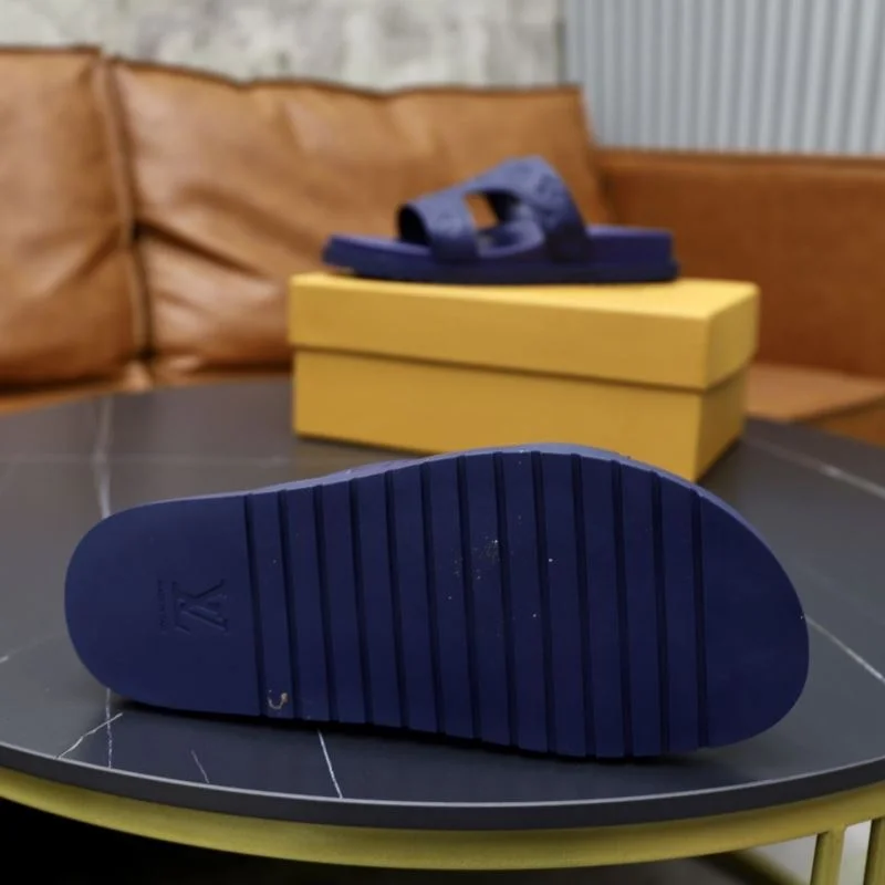 Discounted Louis Vuitton Slippers