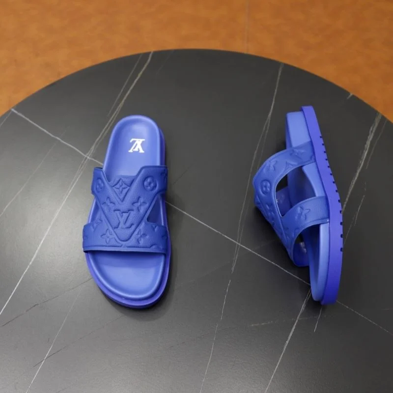 Brand-authenticated Louis Vuitton Slippers