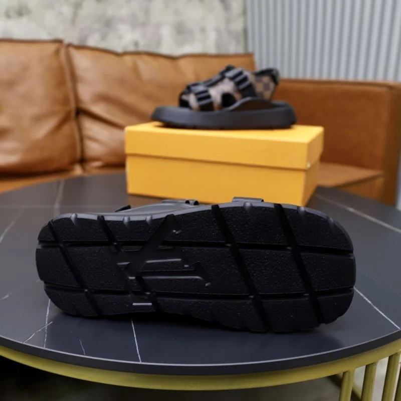 Economical Louis Vuitton Slippers