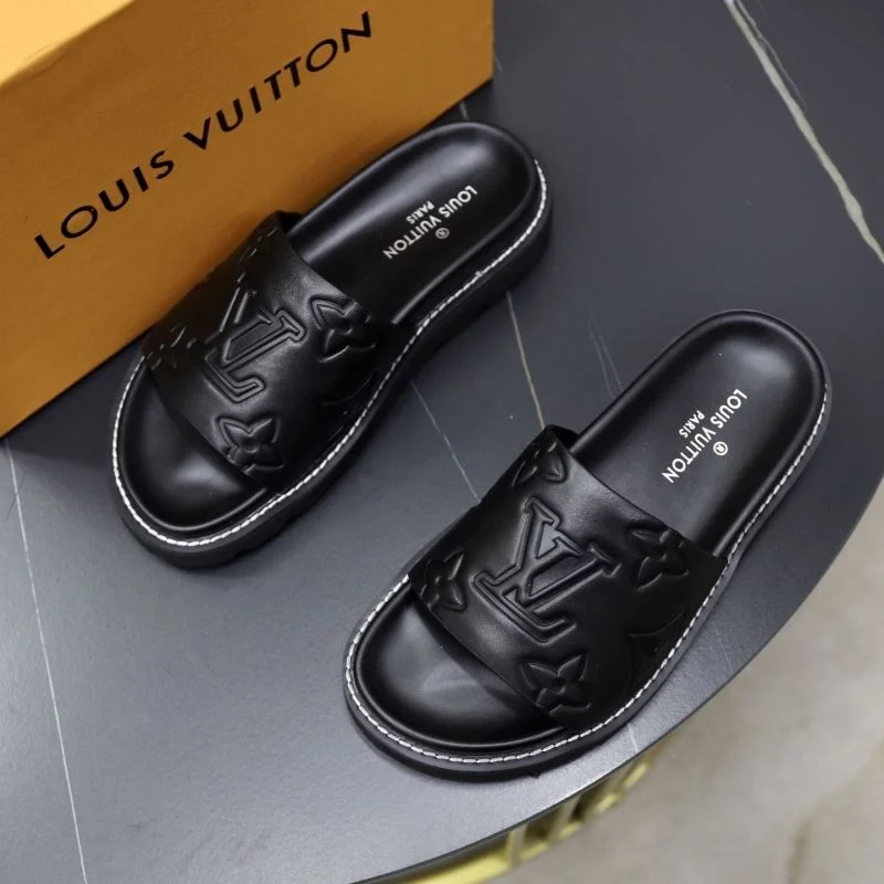 Top match Louis Vuitton Slippers