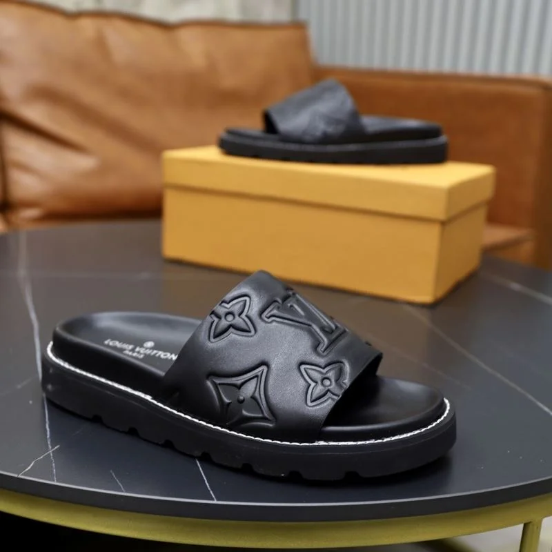 Top match Louis Vuitton Slippers