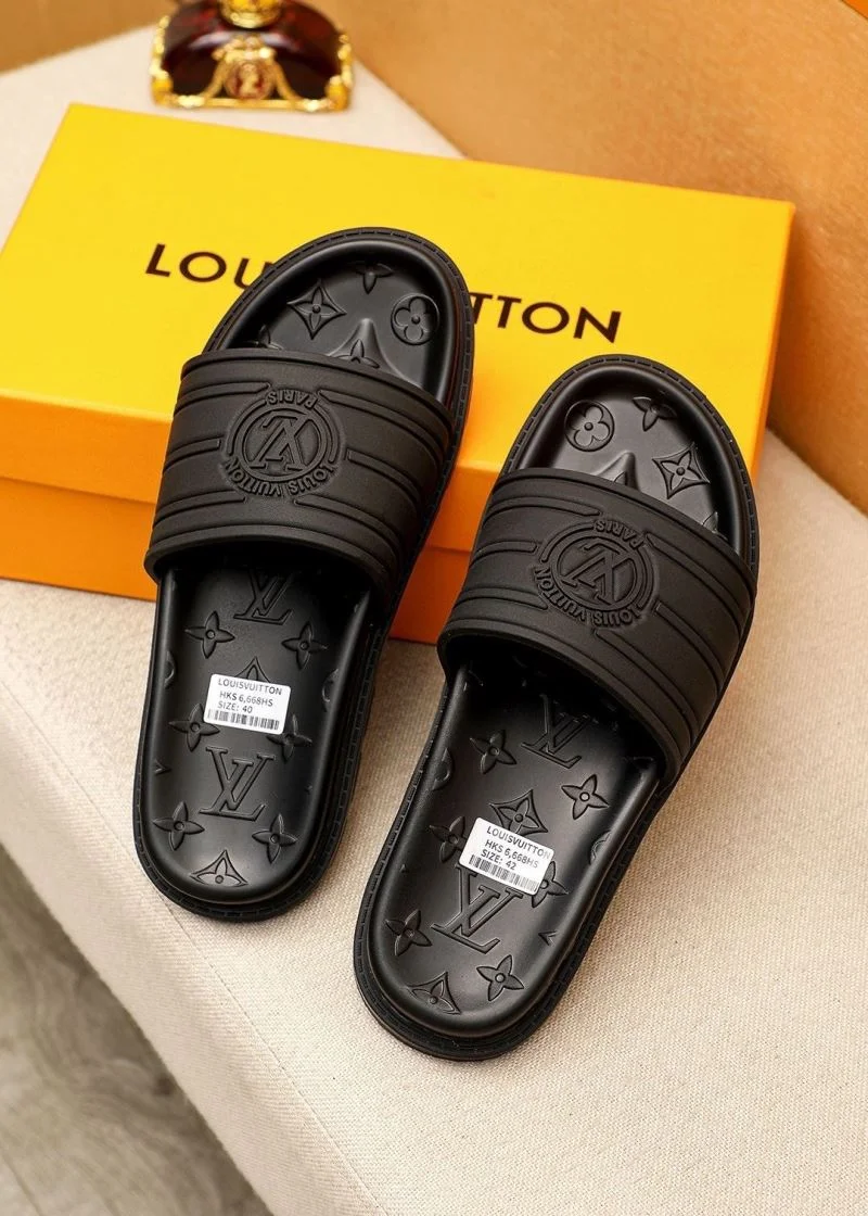 Bargain Louis Vuitton Slippers