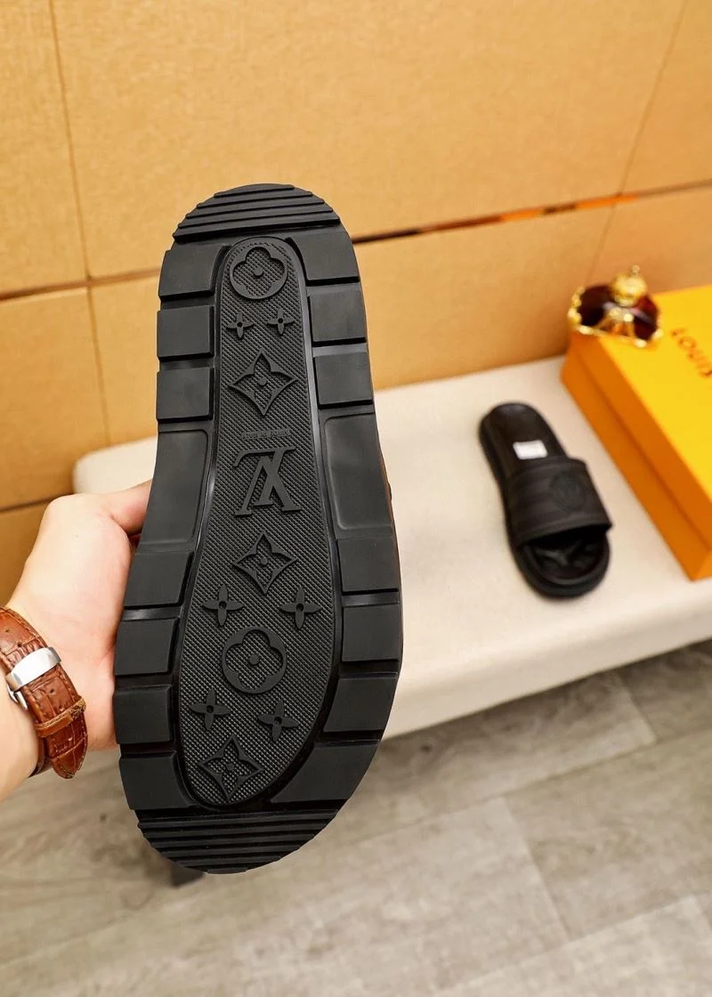 Bargain Louis Vuitton Slippers