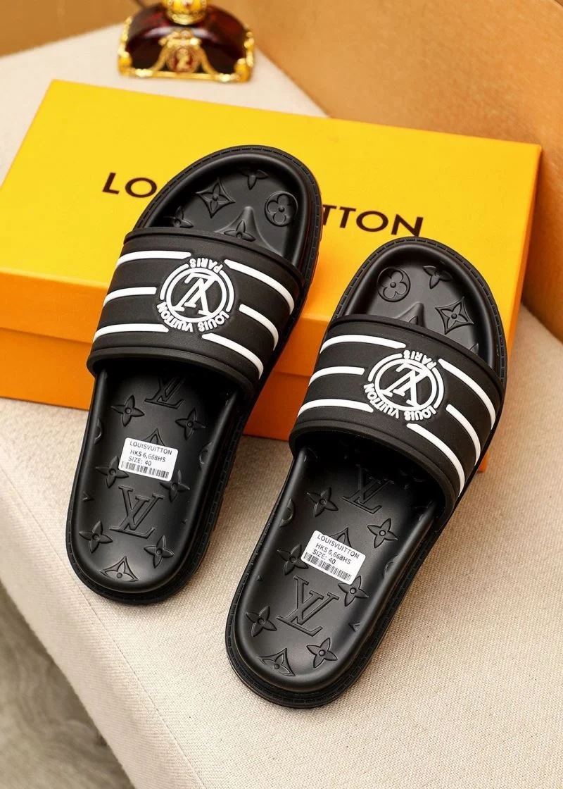Accurate model Louis Vuitton Slippers