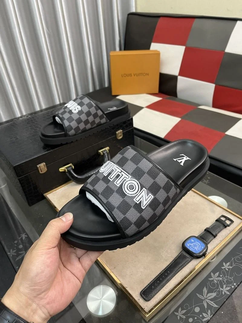 Top mirror Louis Vuitton Slippers