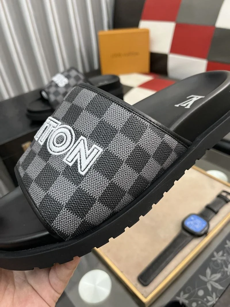 Top mirror Louis Vuitton Slippers