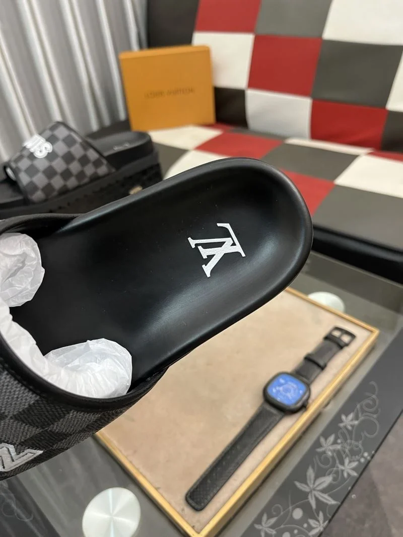 Top mirror Louis Vuitton Slippers