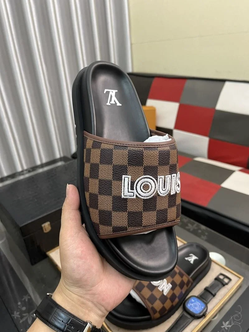 Inexpensive Louis Vuitton Slippers