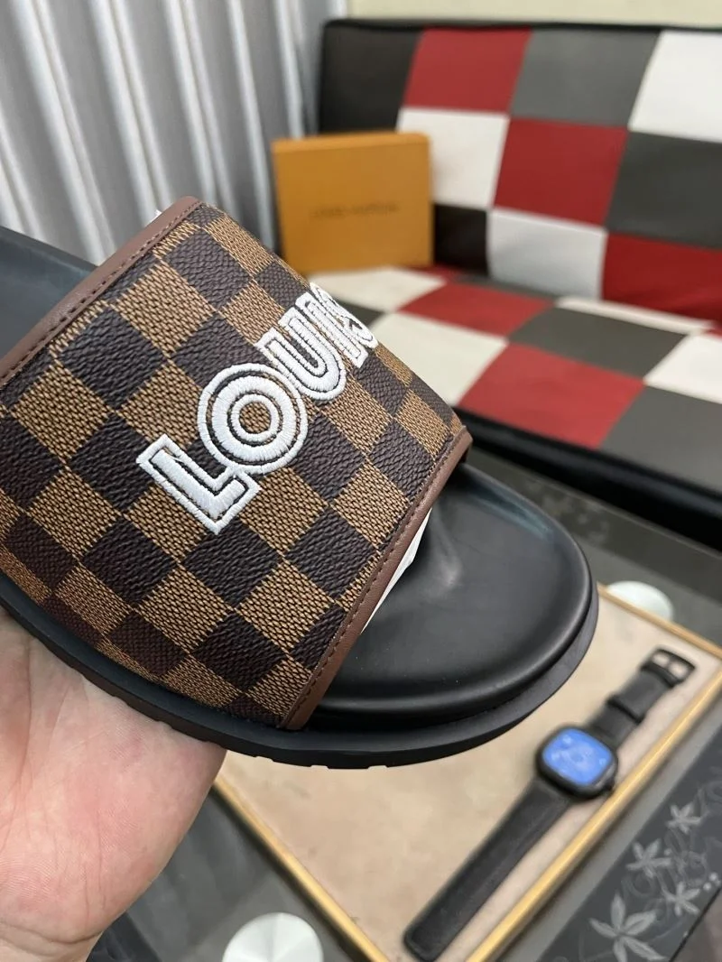 Inexpensive Louis Vuitton Slippers