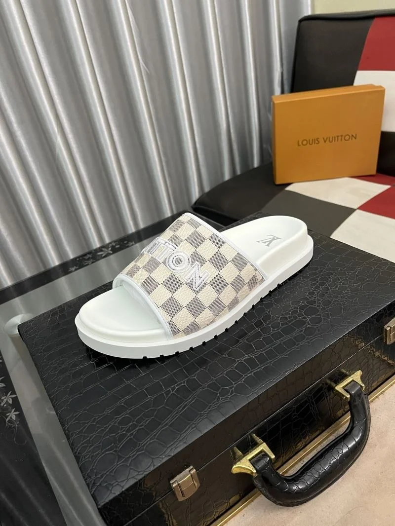 Louis Vuitton Slippers