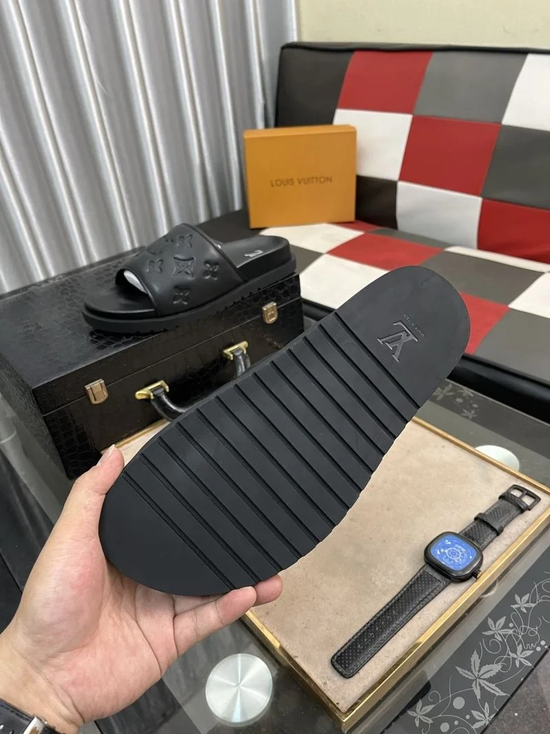 Exact replica Louis Vuitton Slippers