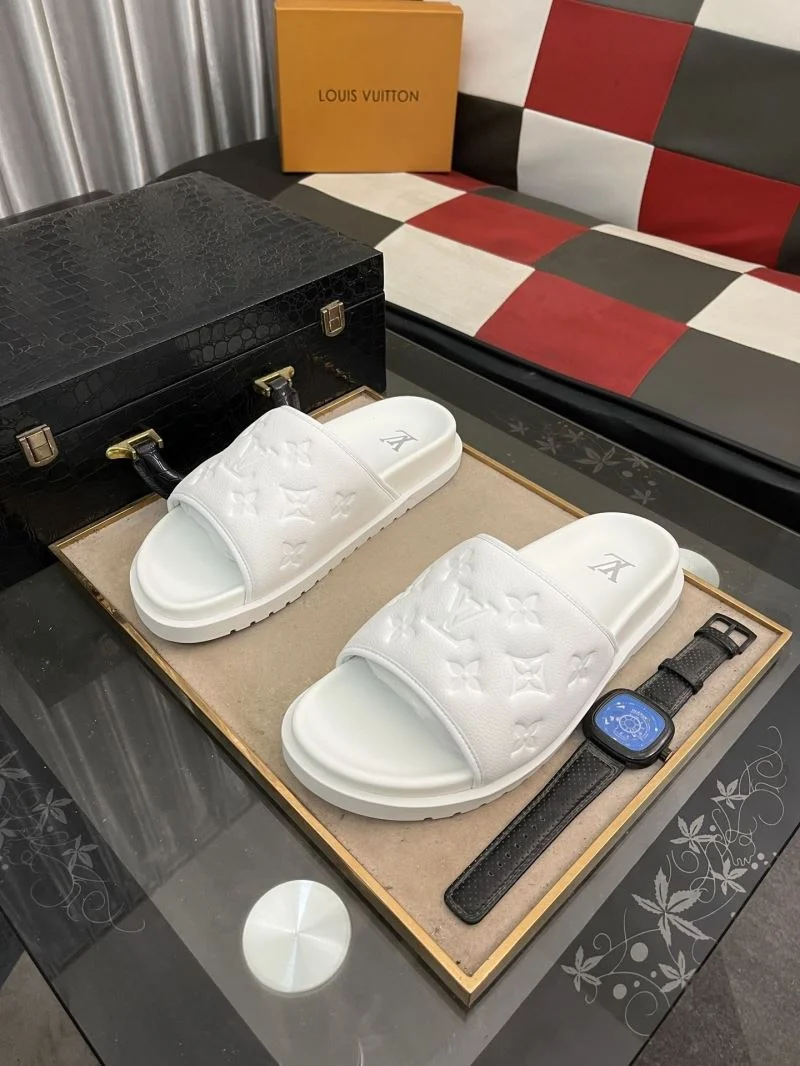 Bargain Louis Vuitton Slippers