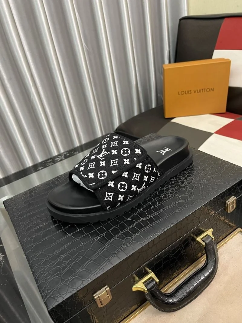 Louis Vuitton Slippers