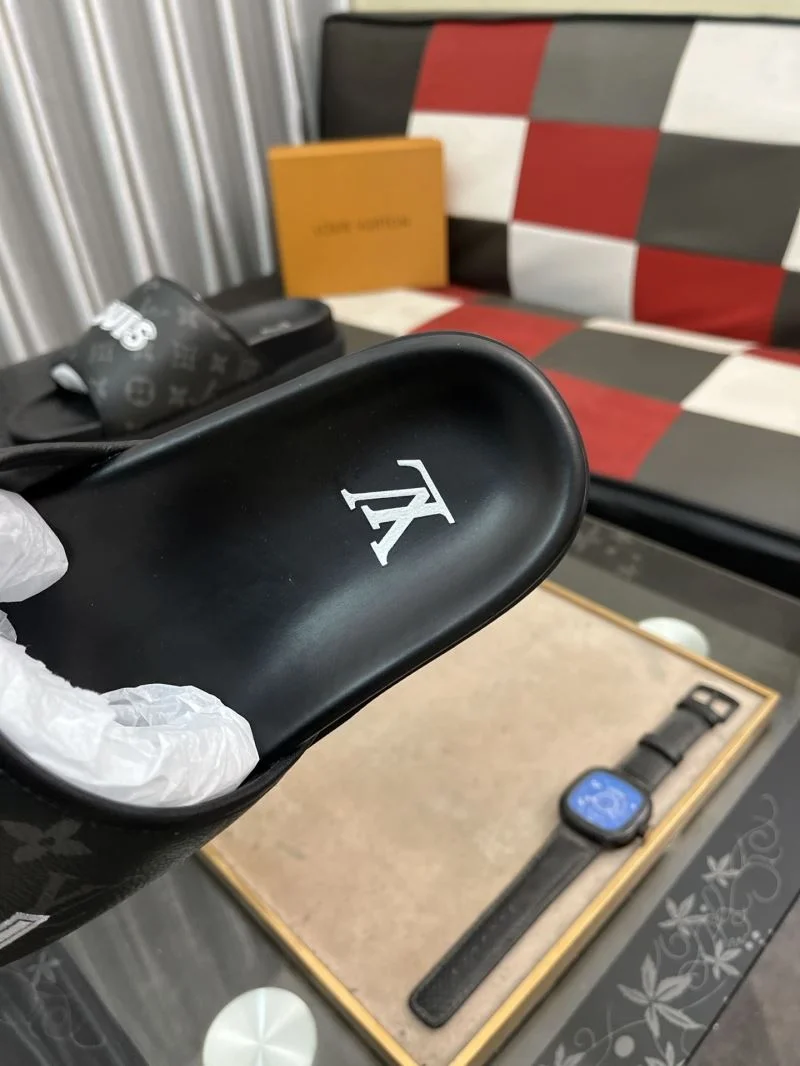 Economical Louis Vuitton Slippers