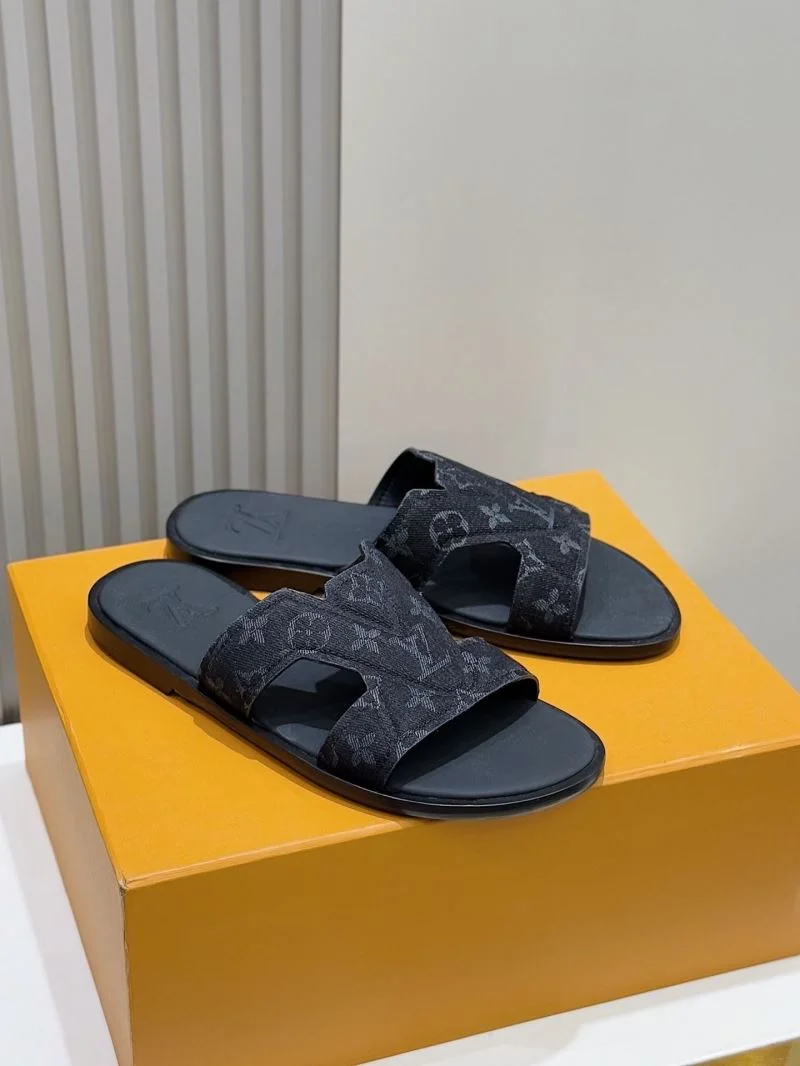 Top match Louis Vuitton Slippers