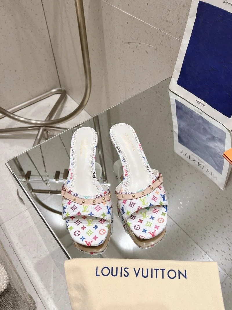 Louis Vuitton Slippers