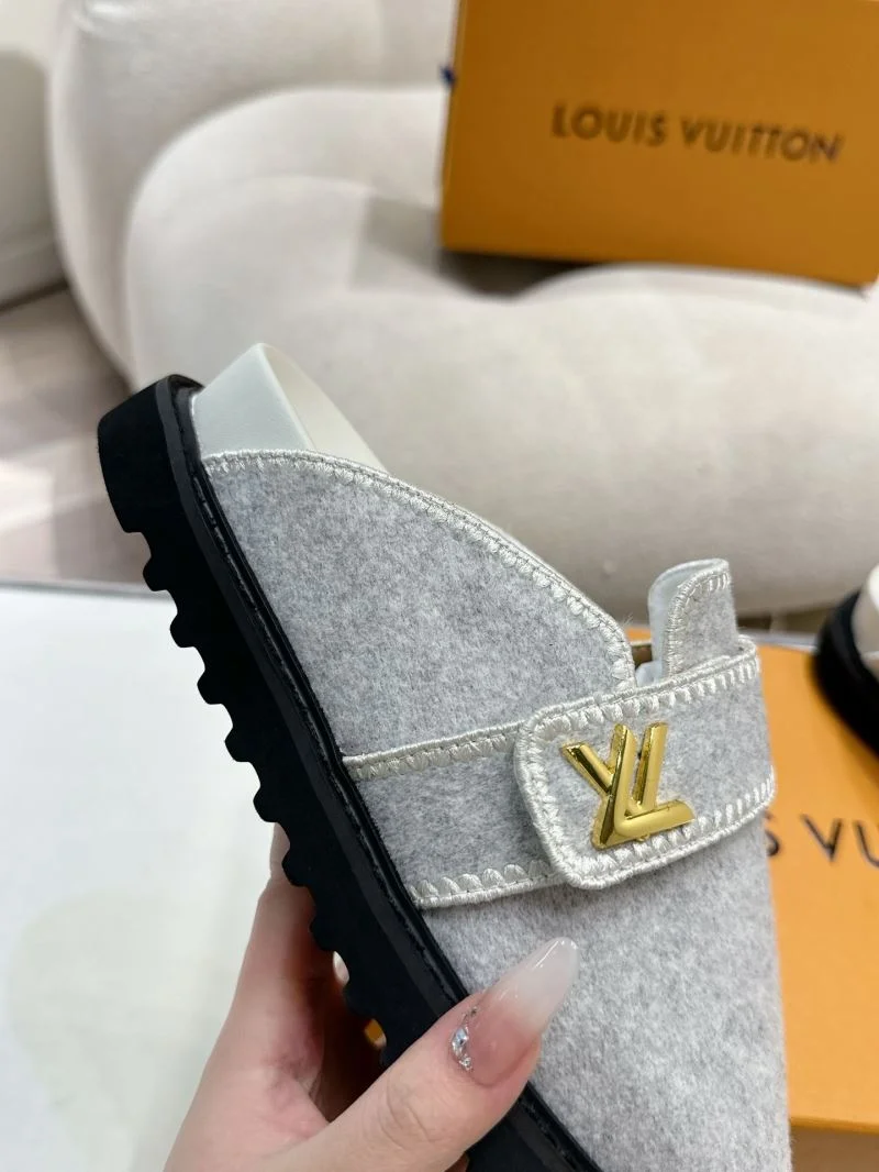 Brand-authenticated Louis Vuitton Slippers