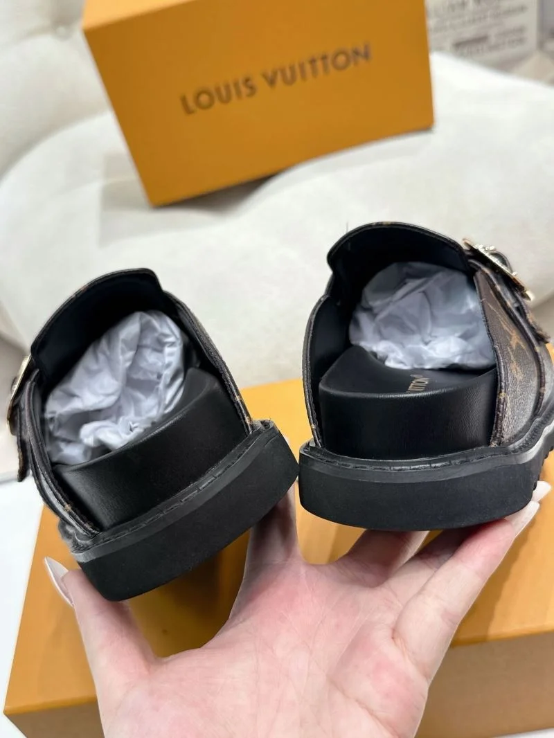 Top match Louis Vuitton Slippers