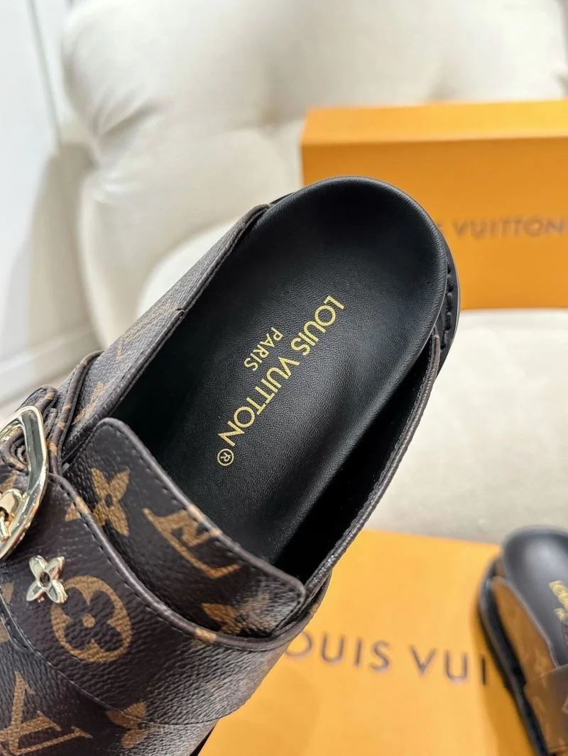 Top match Louis Vuitton Slippers